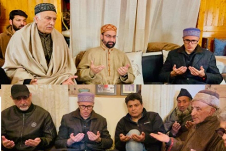 CM Omar visits bereaved Masoodi family at Hyderpora, Offers sympathies ...