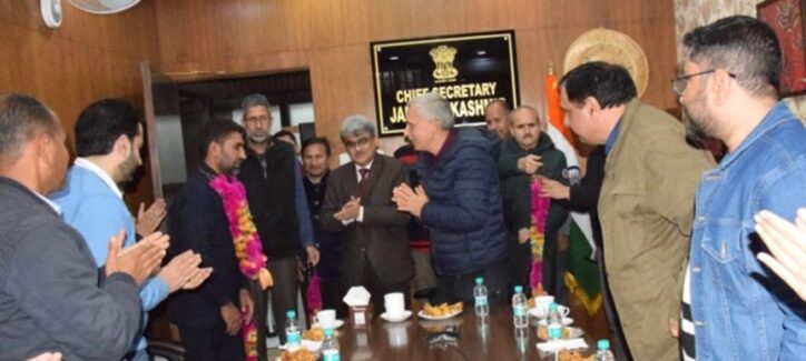 CS accords farewell to Syed Shafi, hails his 37 years of dedicated ...