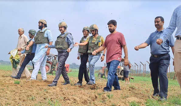 J&K Agriculture wing begins border sowing for Kharif along Indo-Pak I ...