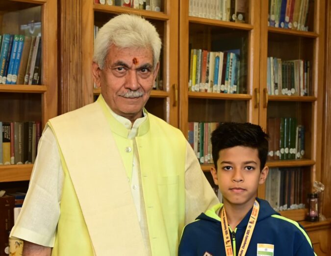 Master Amaan Khan, a young National-level Wushu player calls on LG ...