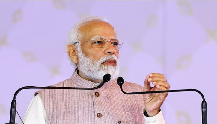 PM Modi undertakes aerial survey of landslide-hit Wayanad – The Kashmir ...