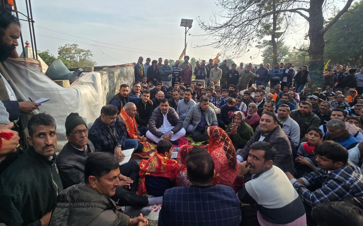 *Satish Sharma holds public outreach programme in Chowki Choura ...