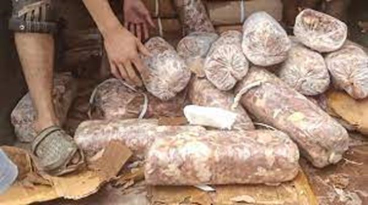 *Rotten meat on the Menu? J&K seizes 12,000 Kg in year’s biggest food ...