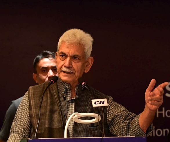 LG Inaugurates Int’l Film Fest in Srinagar, Calls for Films on Terror ...